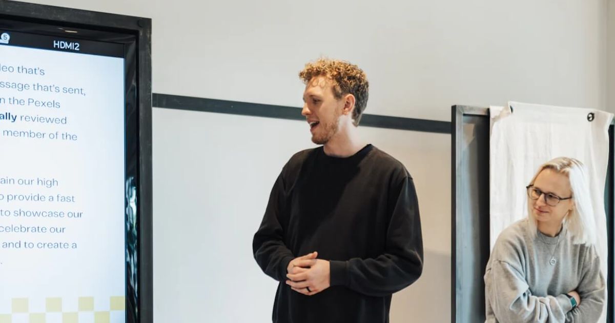 How to Design a Professional Summary Slide Using Google Slides